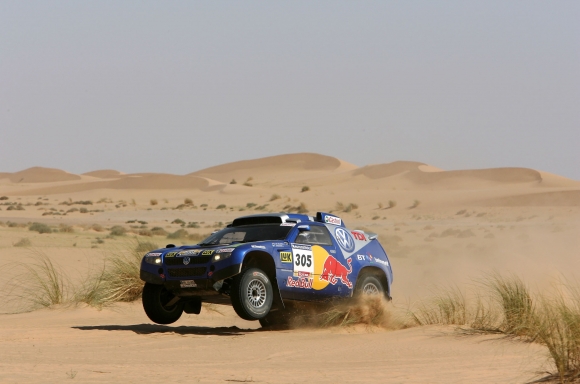 volkswagen third, fifth as dakar pace increases - Volkswagen UK press site